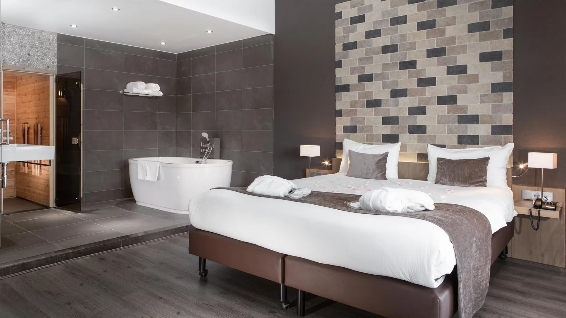 Van der Valk hotel Breukelen - Hotel boeken in Nederland doe je bij ...